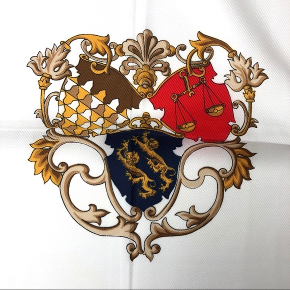 PATRICIA PARIS | Accessories | Vtg Patricia Paris Regal Sheild Crest ...